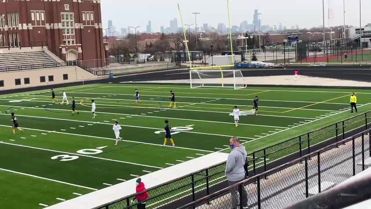 Senn Bulldogs vs. Lincoln Park Lions | Soccer | SennAthletics