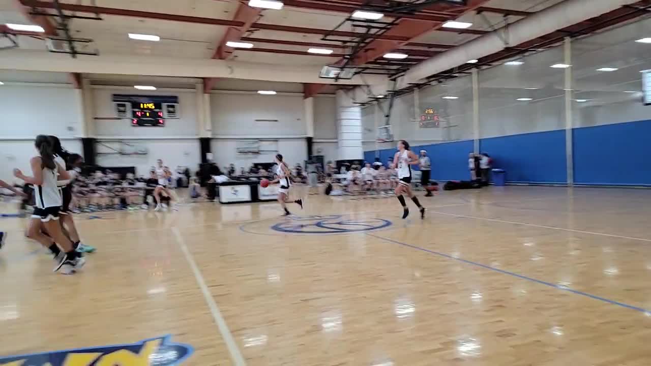 Freedom classic LoCkdown VS | Basketball | Gc2272